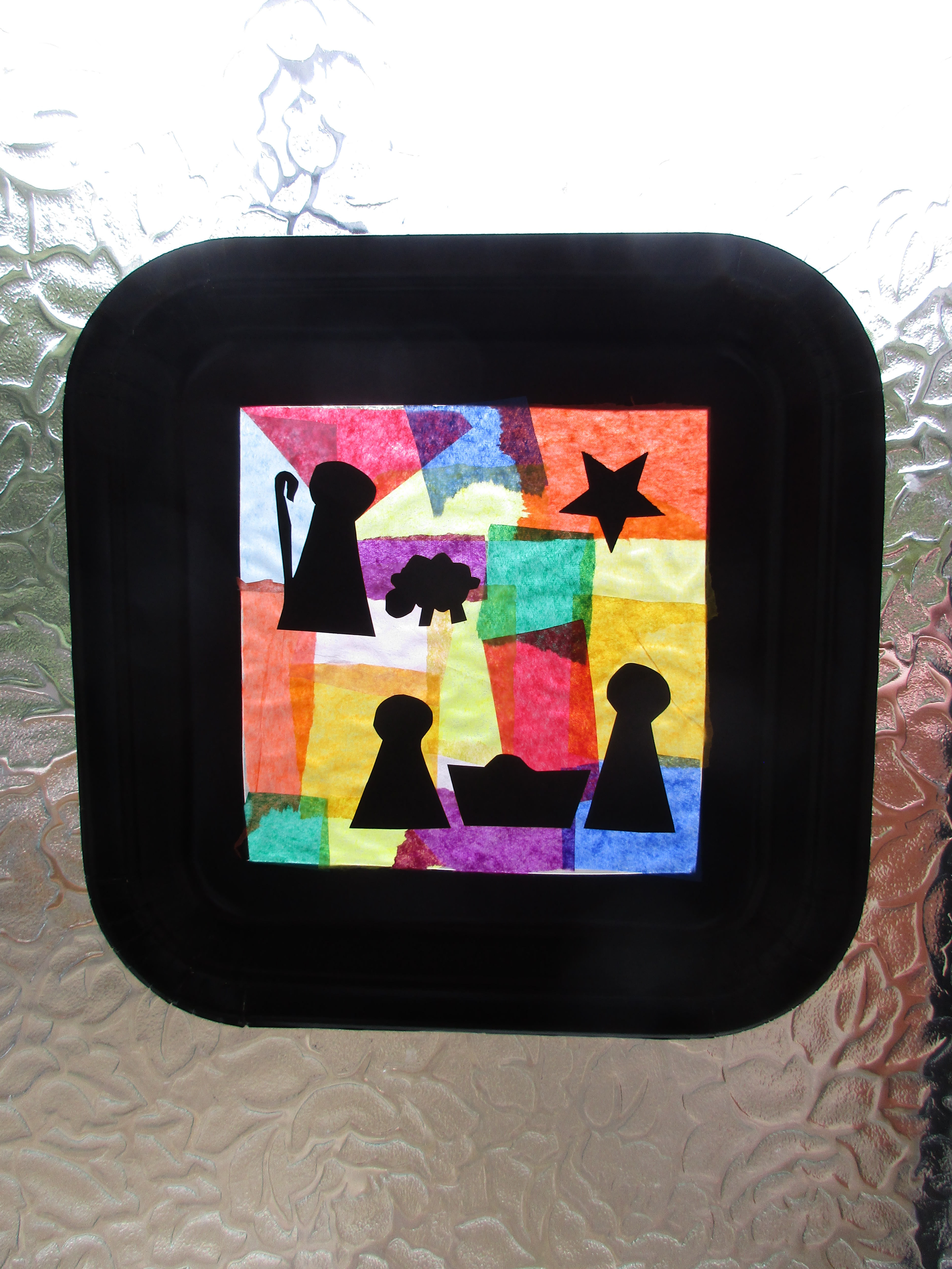 Christmas stained glass - paper plate! - Let their light shine!