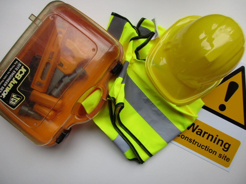 Parable of The Builders - Stories Jesus Told - Let their light shine!
